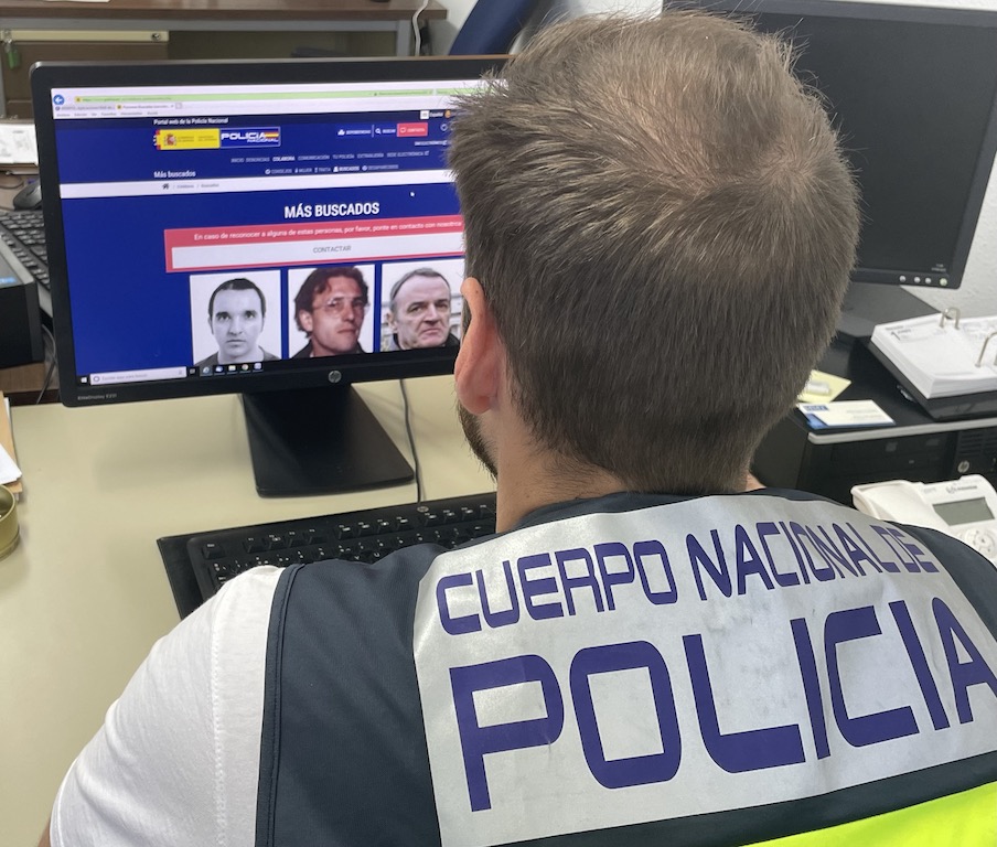 Detienen en Murcia a un fugitivo británico acusado de estafar 35 millones de euros en Reino ...