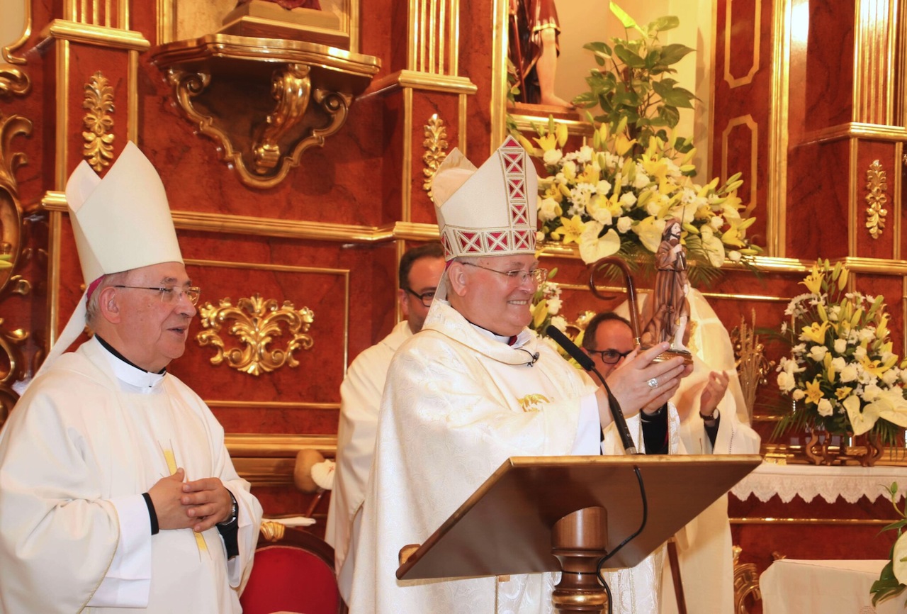 El obispo exhorta a religiosos y feligreses a rezar para que llueva ...