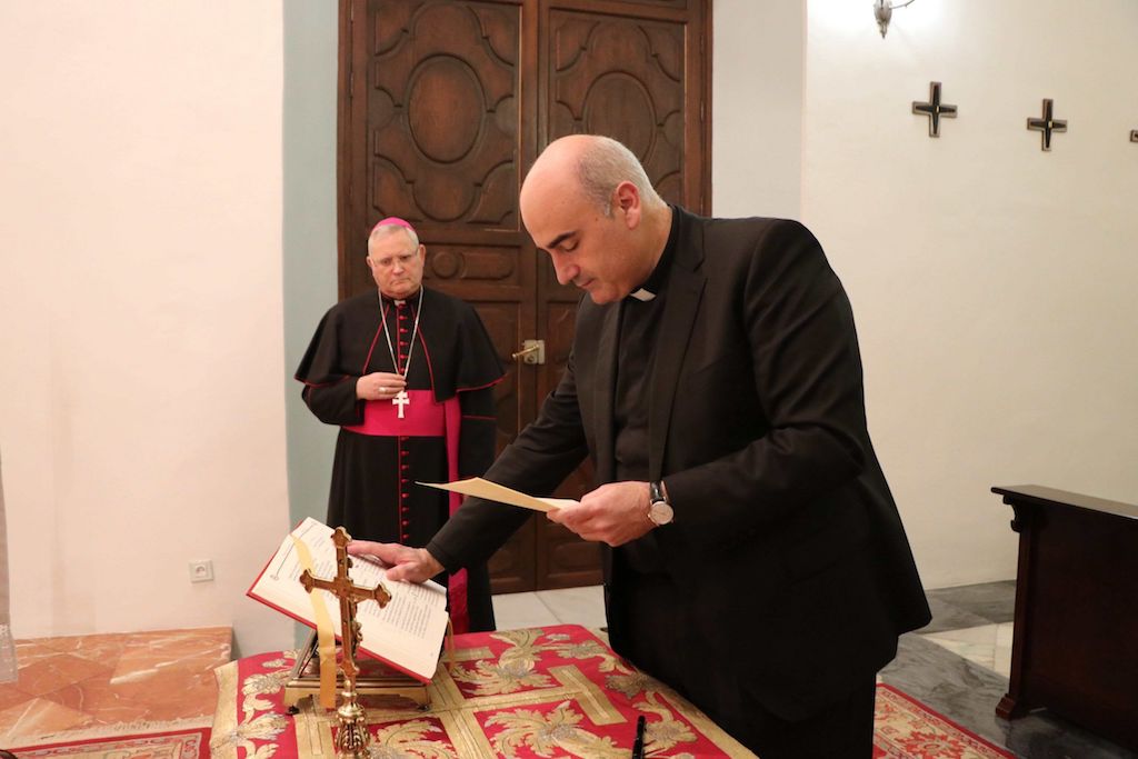 Manuel Guillén, párroco de la Asunción, jura su cargo como ecónomo de ...