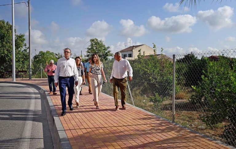 El nuevo aparcamiento gratuito de Rincón de Seca dispone de 58 plazas ...