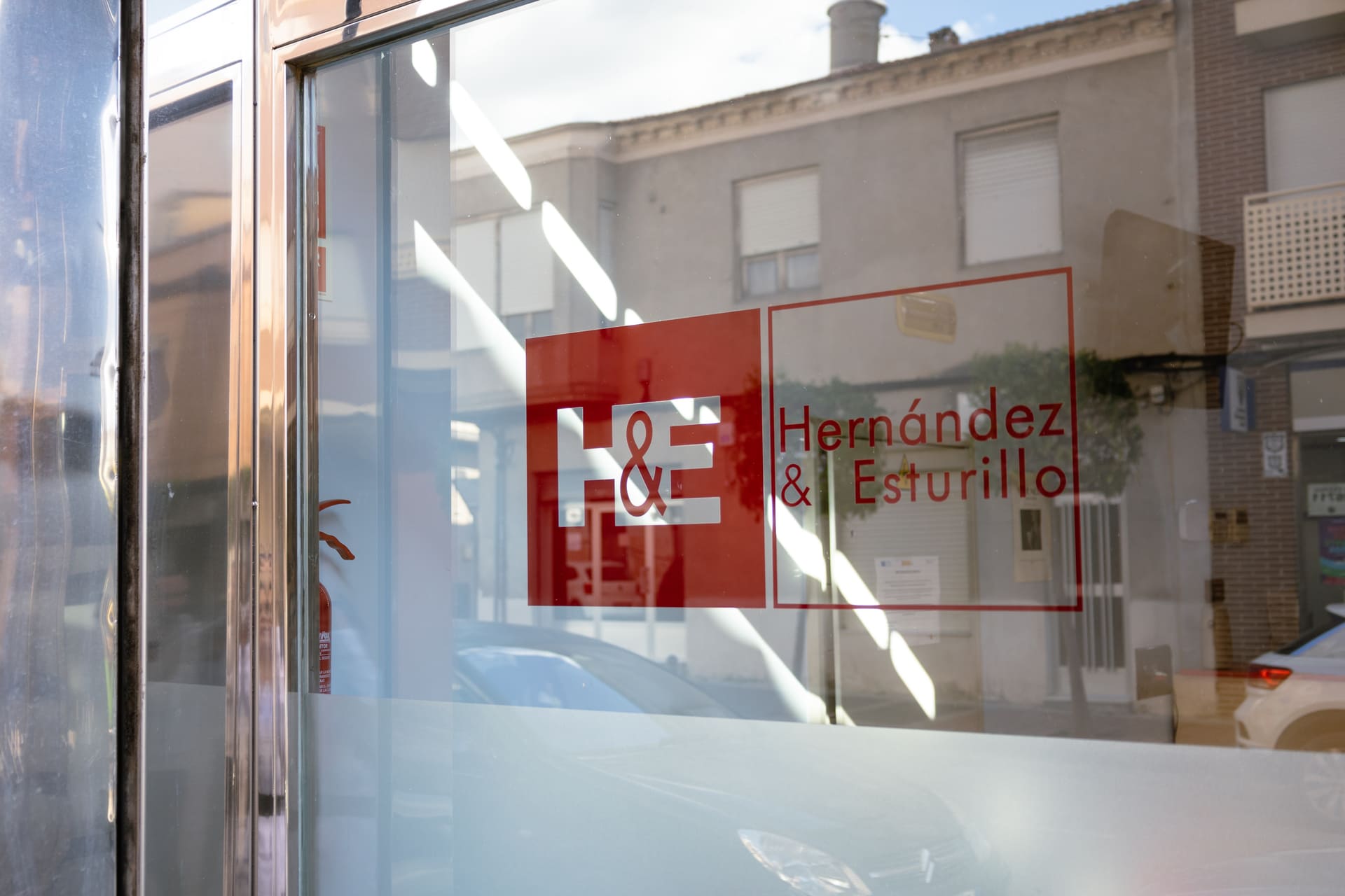 Desbloqueada una herencia que los hijos no podían tocar hasta 40 años ...