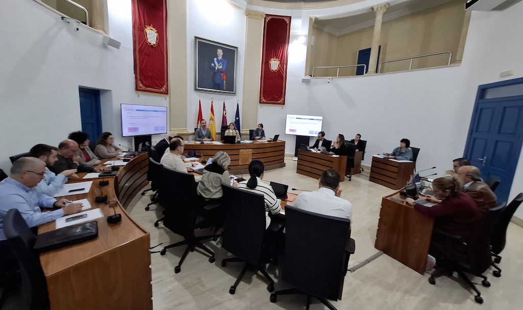 El Ayuntamiento ‘perdona’ 1,2 millones de euros a los vecinos al no ...